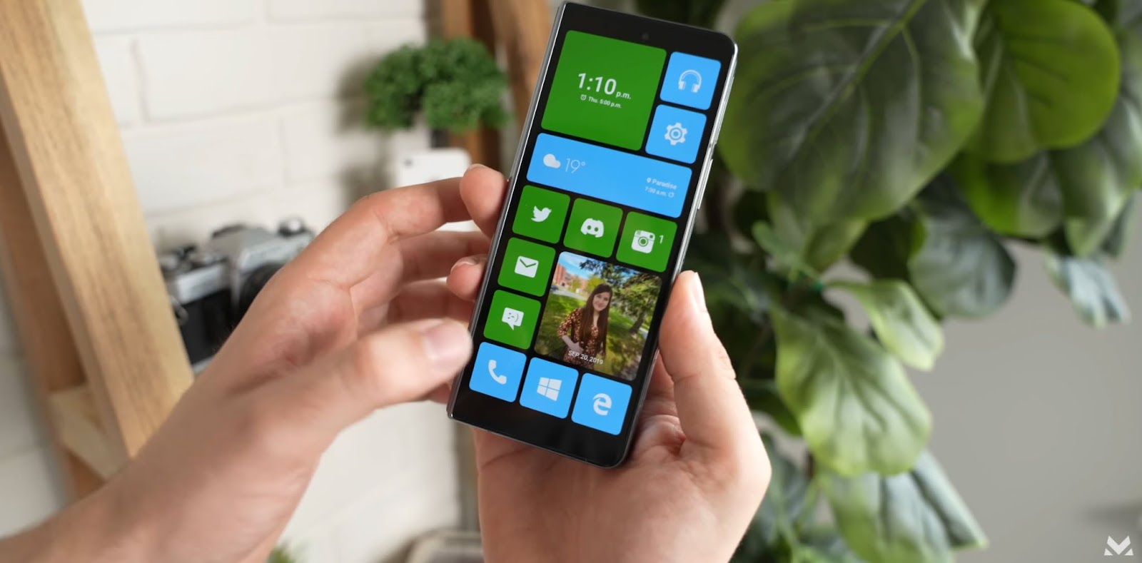 Samsung Galaxy Z Fold 4 devine un terminal cu Windows după experimentul ...